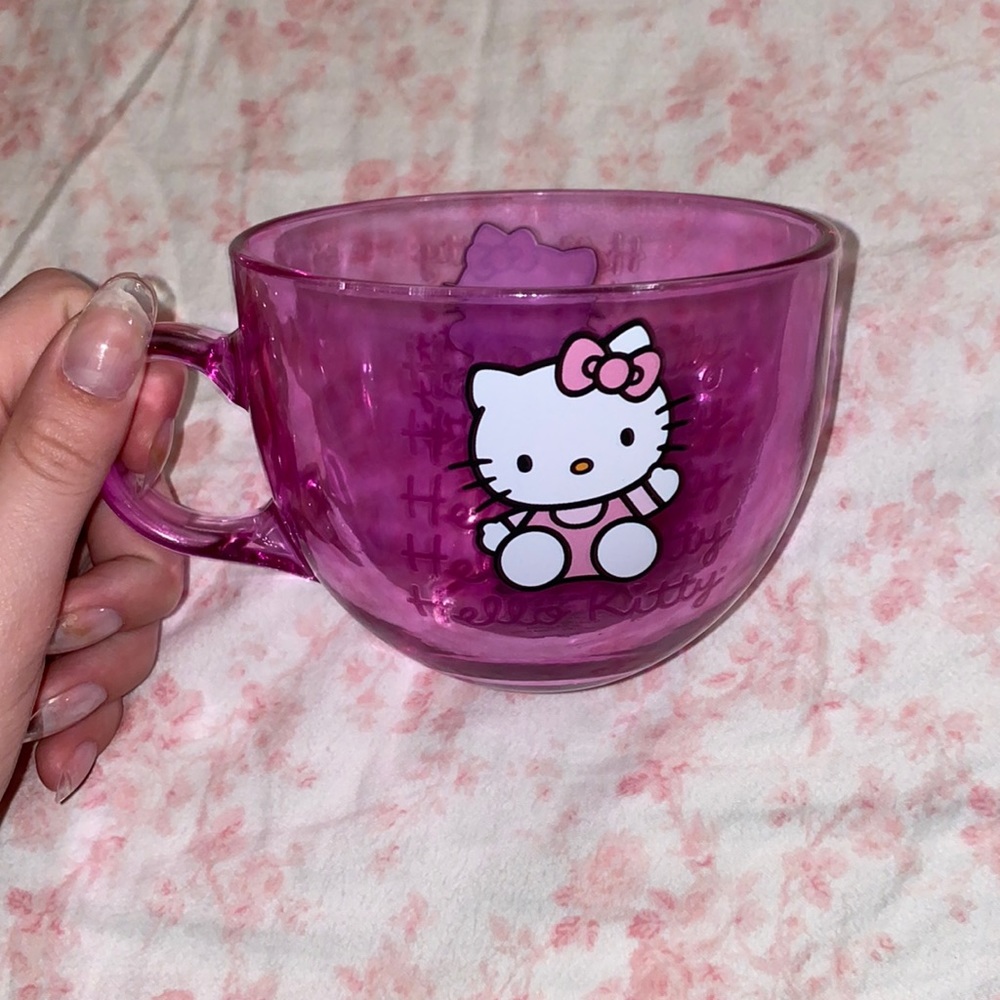 Hello Kitty Glass Mug - Gem